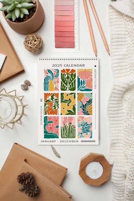 Diseño de Calendarios 2025: Creatividad y Personalización